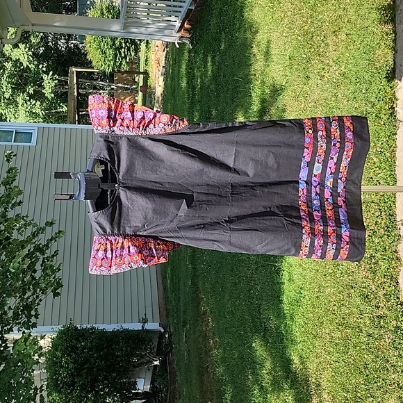 Pinch | Dresses | Pinch Black Dress Womens Ruffle Sleeve Medium Hem ...